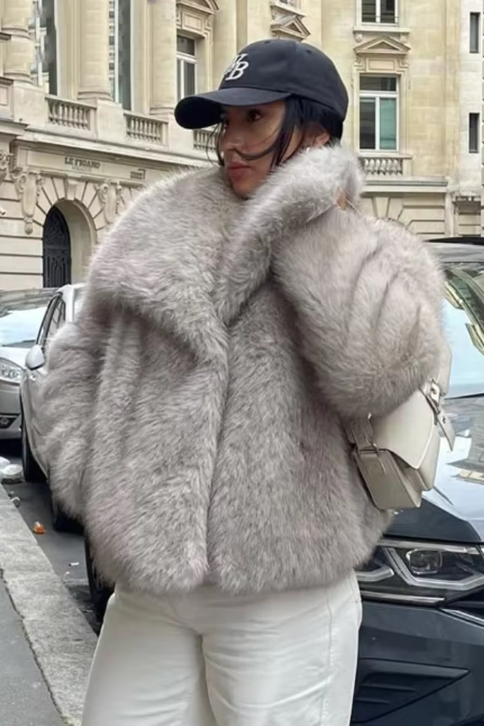 Lisa | Fur Coat – Lipora