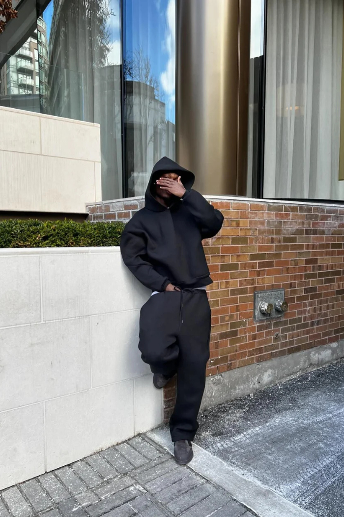 REFINED TRACKSUIT™ – Lipora